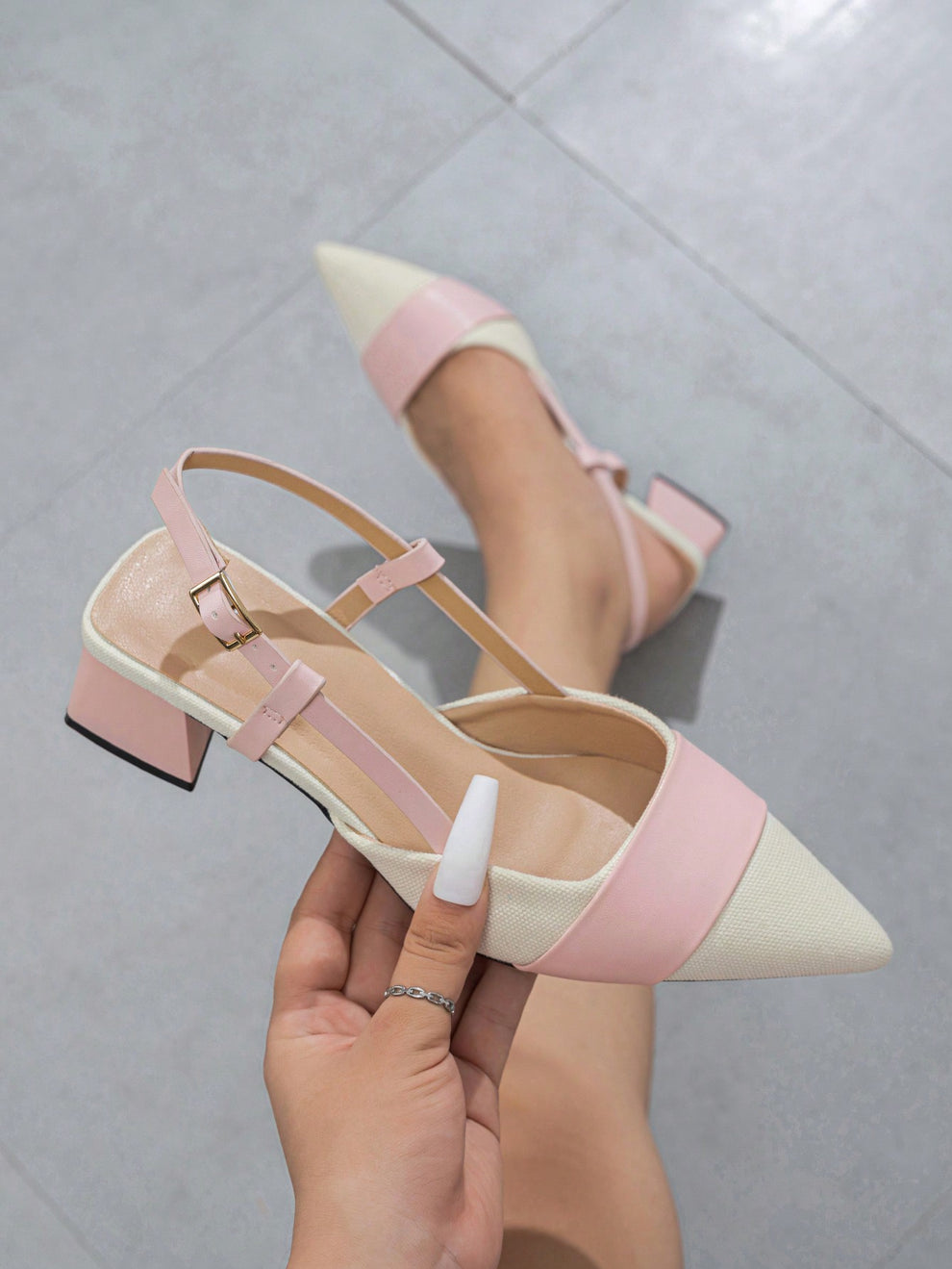 Chic Contrast Block Heel Pumps for All Seasons – Elegant Pointed-Toe D ...