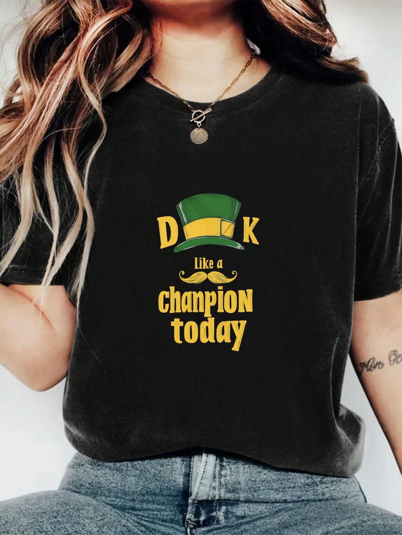 Chic & Versatile Lucky Print Crew Neck T-Shirt for Women - Lightweight ...