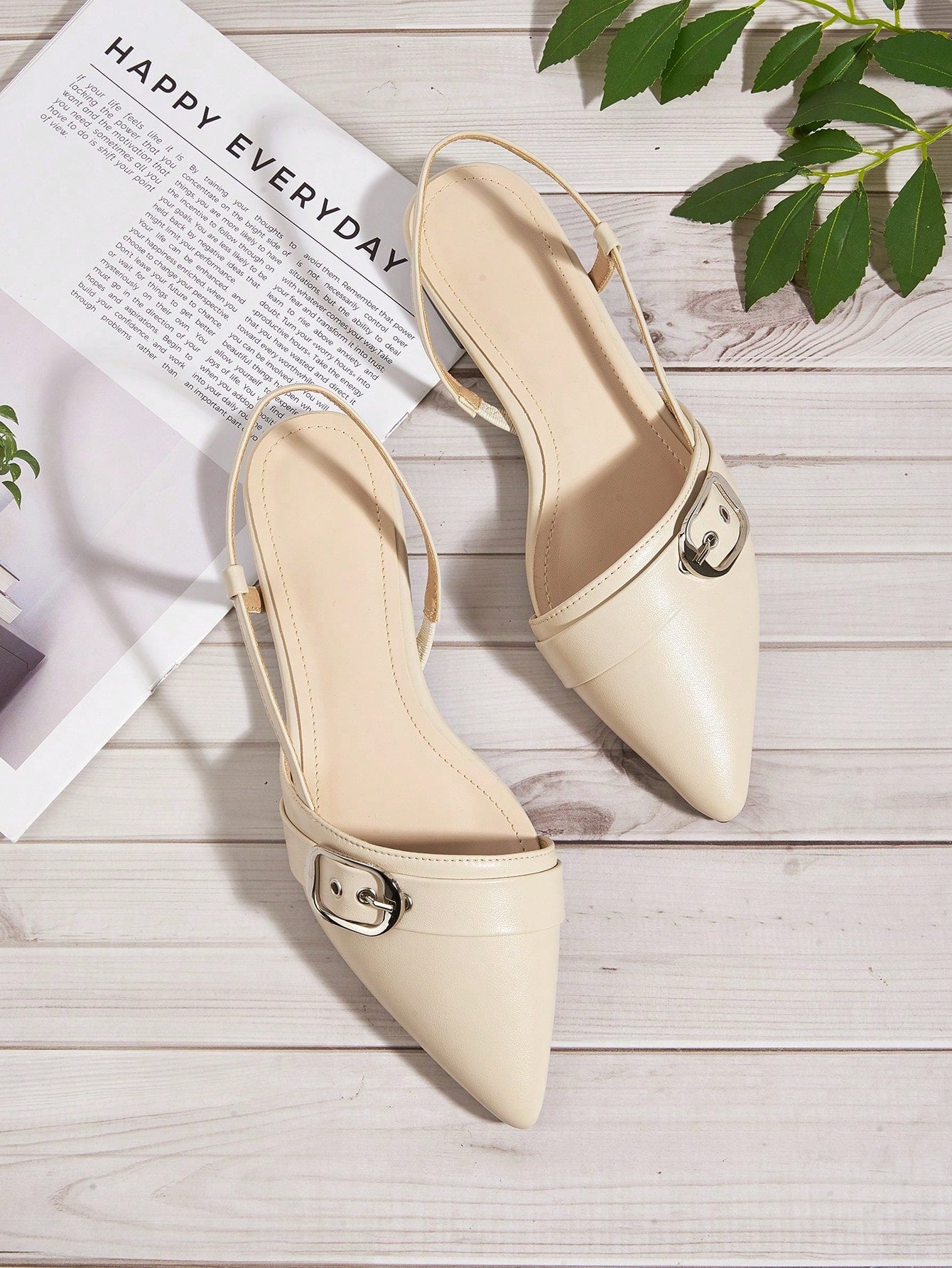 Elegant French-Inspired Pointed-Toe Flat Sandals for Spring/Summer ...